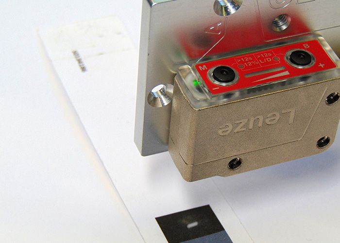 Contrast sensors | Leuze