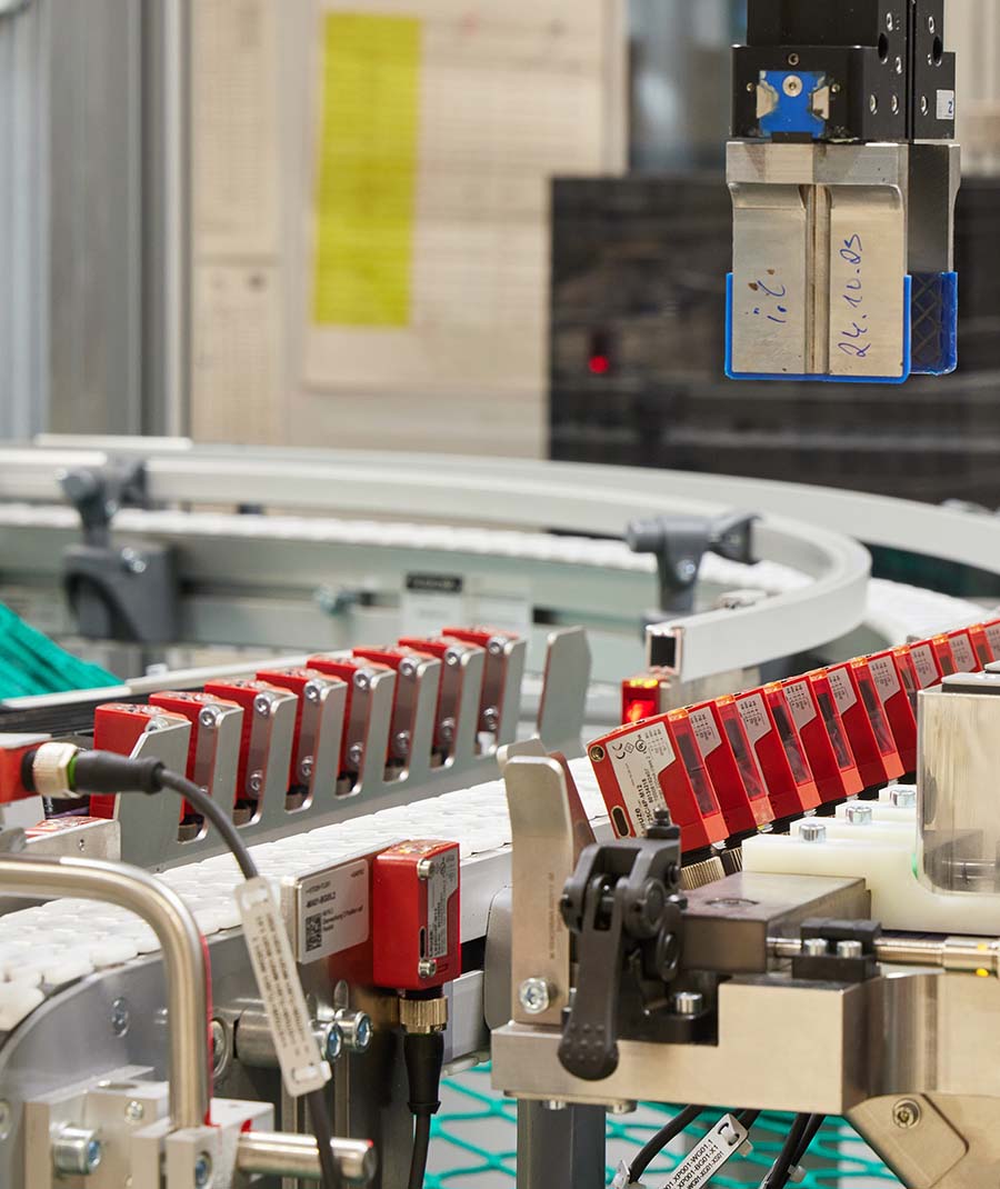 Optical sensors | Creating tomorrow's innovations together | Leuze