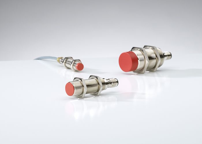 Inductive switches | Leuze